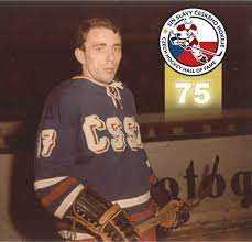 Jakub Jan Suchý - nejlepší český hokejový obránce - Říjen 2025 ...